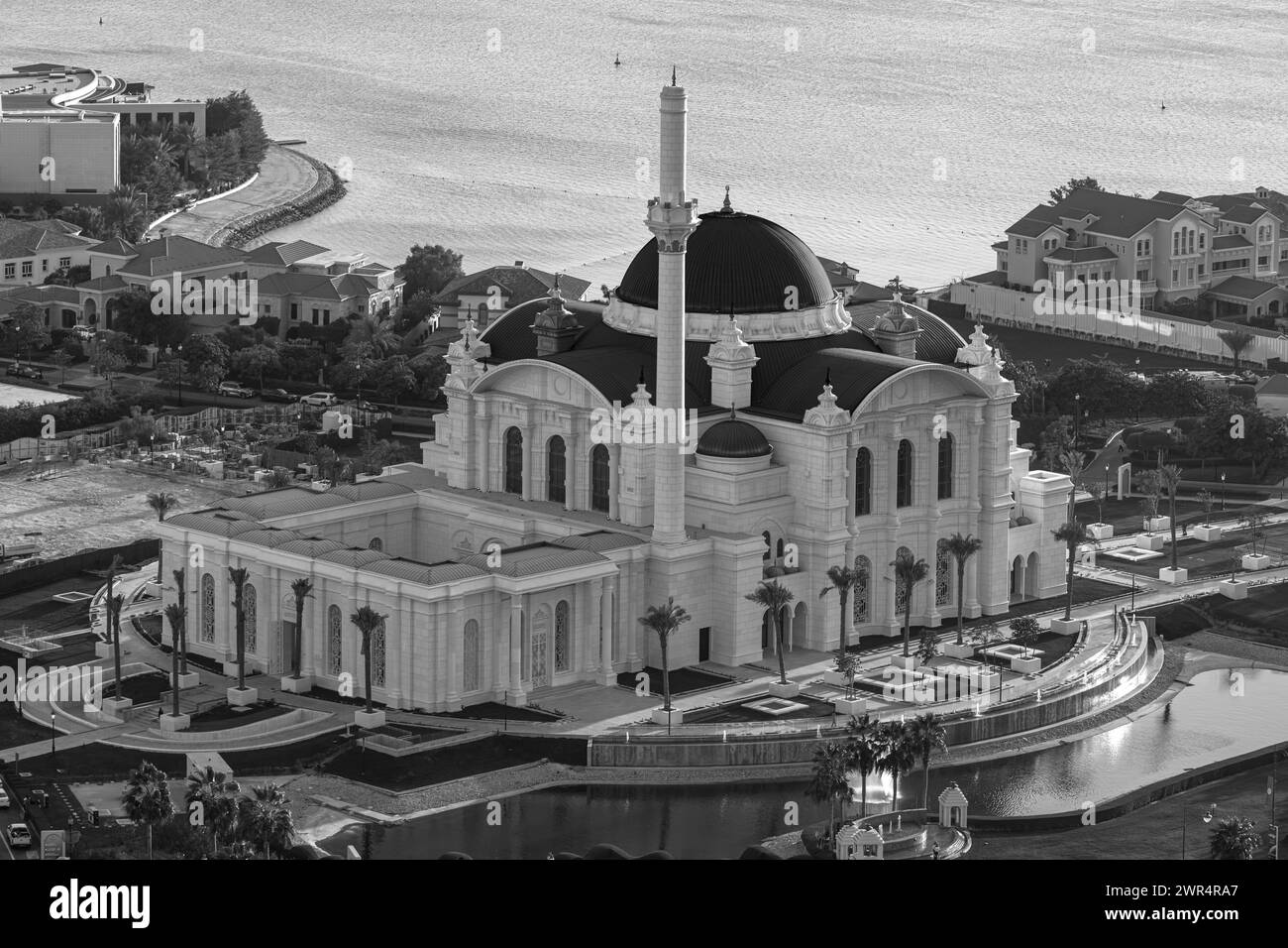 The newly opened Hamad bin Jassim Mosque | The Pearl Island Stock Photo ...