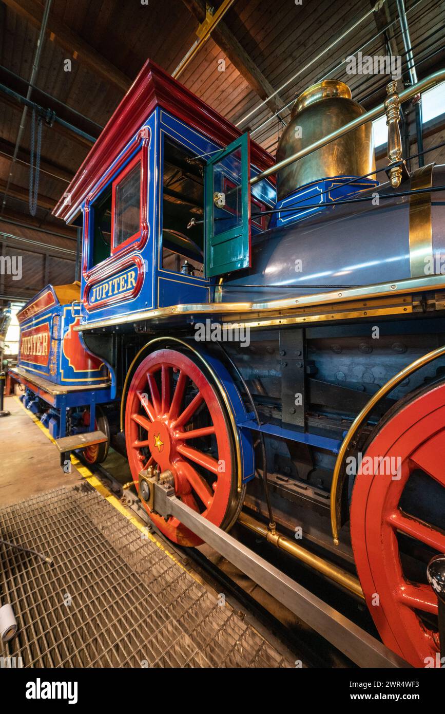 Replicas of the Central Pacific Jupiter and Union Pacific No. 119 ...