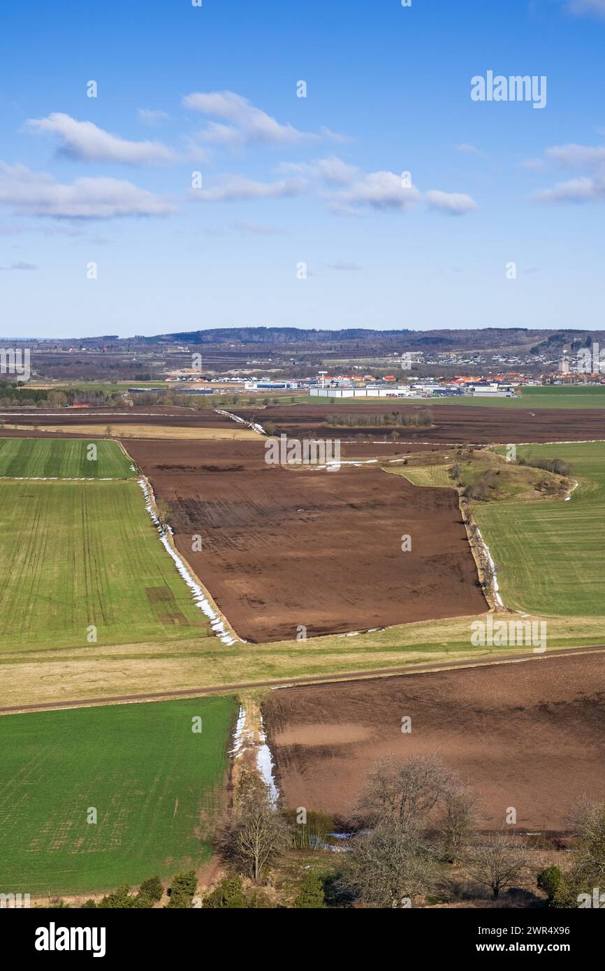 Springtime view hi-res stock photography and images - Alamy