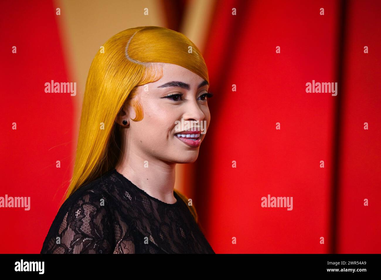 USA. 10th Mar, 2024. Ice Spice walking on the red carpet at the 2024 ...