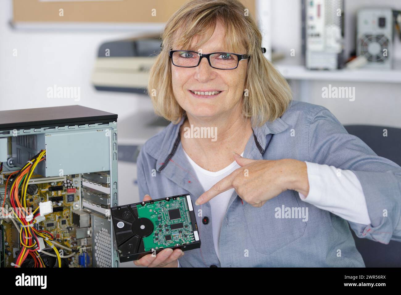 pc componet in womans hand Stock Photo - Alamy