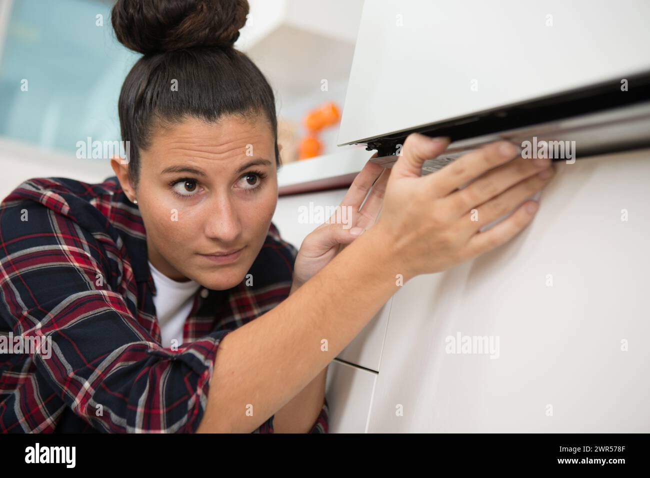 Person fitting window hi-res stock photography and images - Alamy