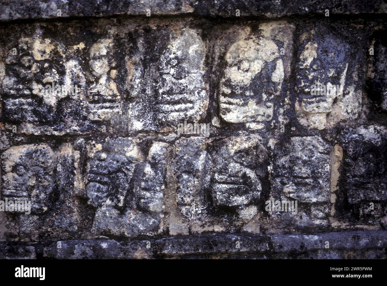 Aztec temples hi-res stock photography and images - Alamy