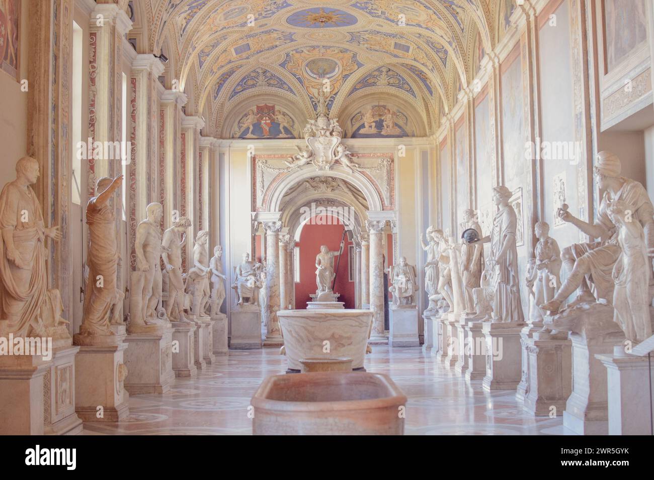 Vatican museum gallery of the statues hi-res stock photography and ...