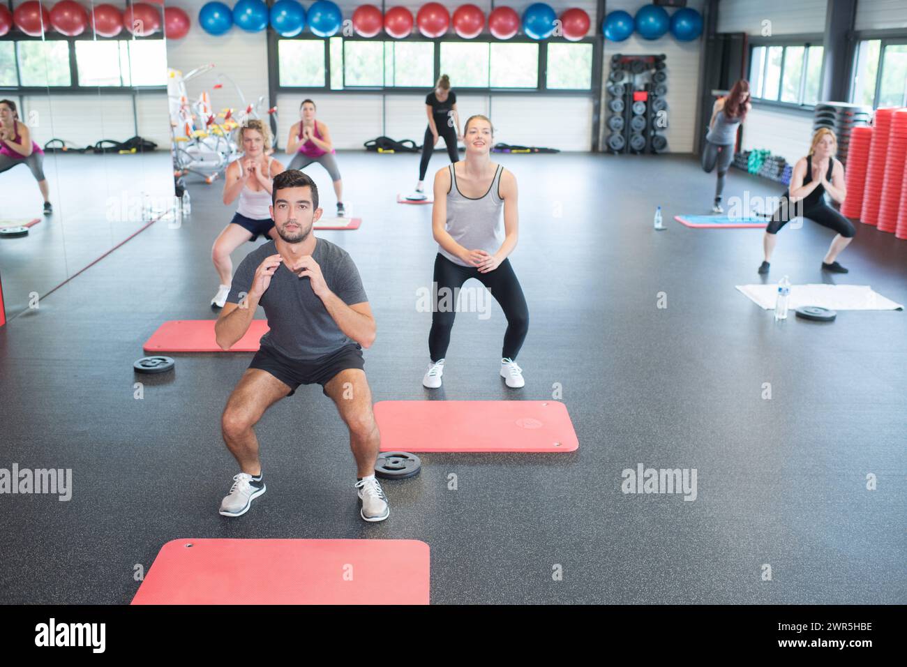 Dance routine gym hi-res stock photography and images - Alamy