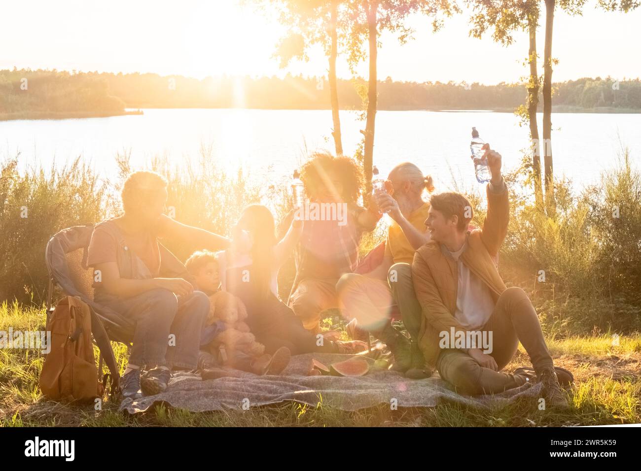 Multi generational family diverse hi-res stock photography and images ...