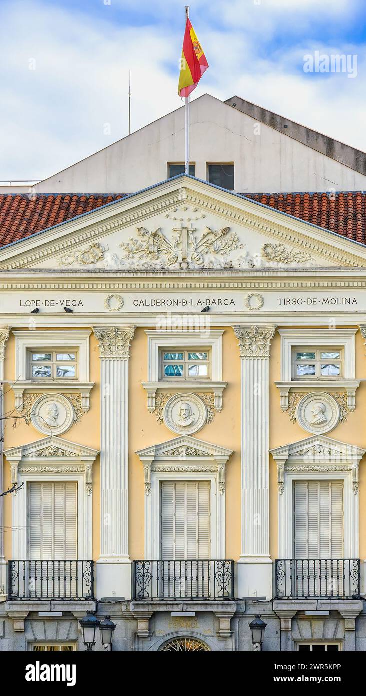 Facade of colonial building. Architecture and architetural features in ...