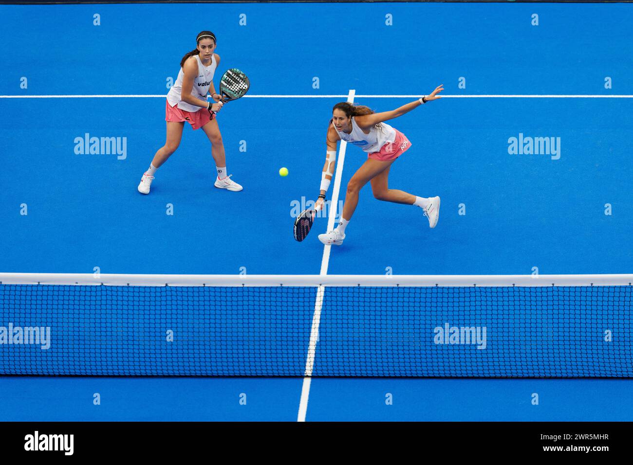 At the Ooredoo Qatar Major Premier Padel 2024, Spanish top seeds Paula ...