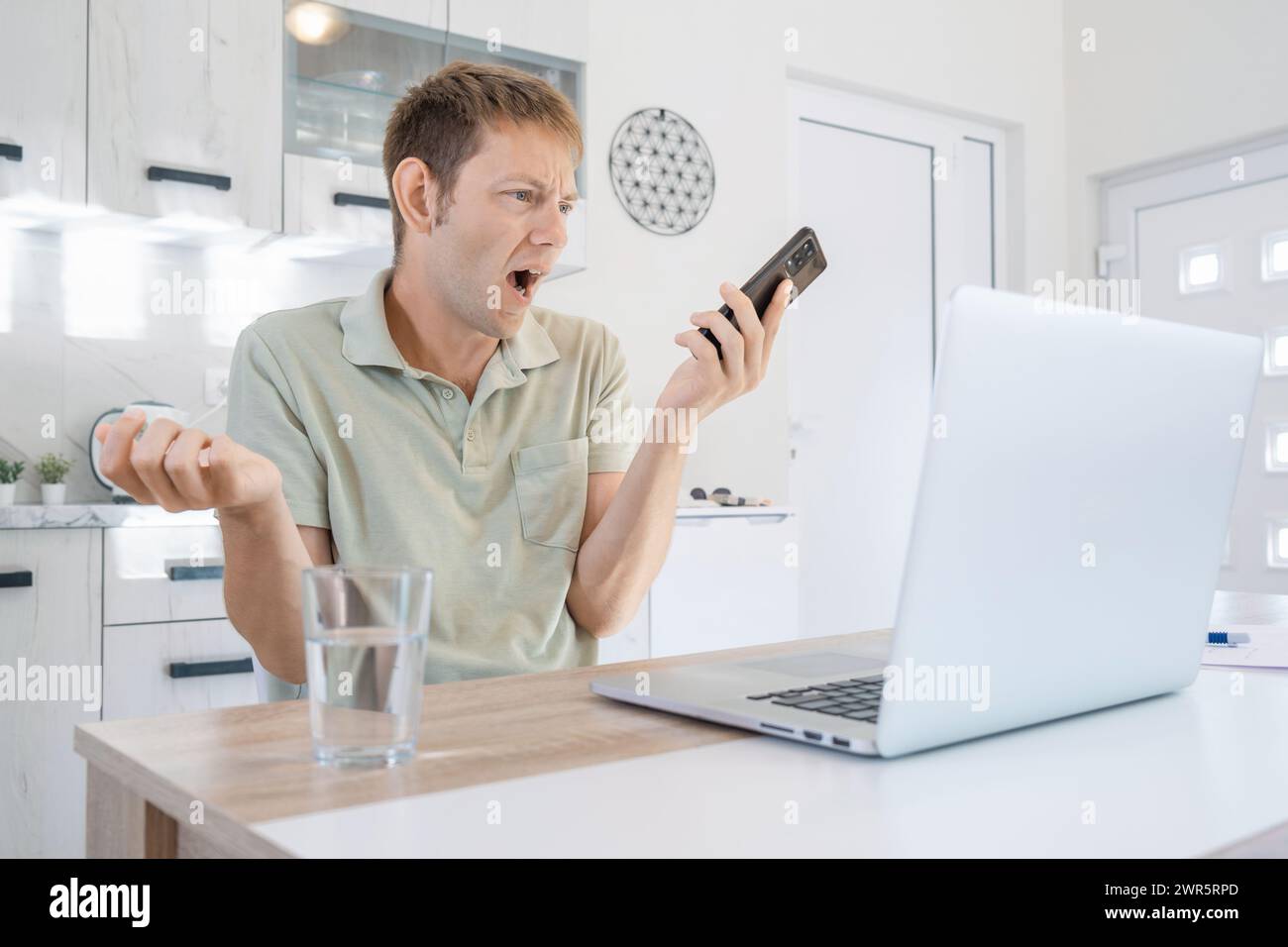Angry man screaming on smartphone hi-res stock photography and images ...