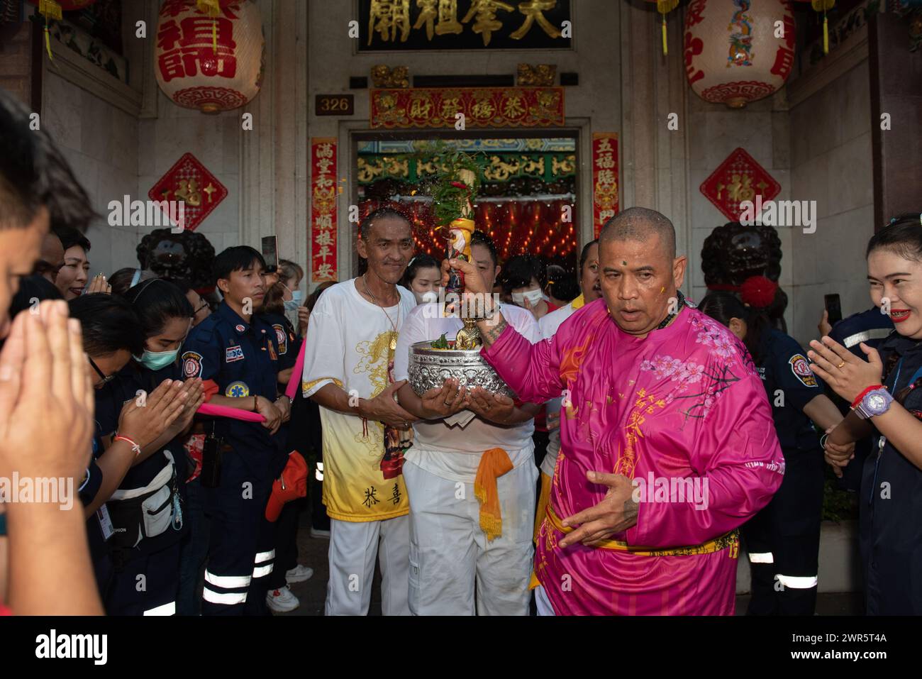 Bangkok, Thailand. 10th Mar, 2024. Believers join in welcoming the Chao ...