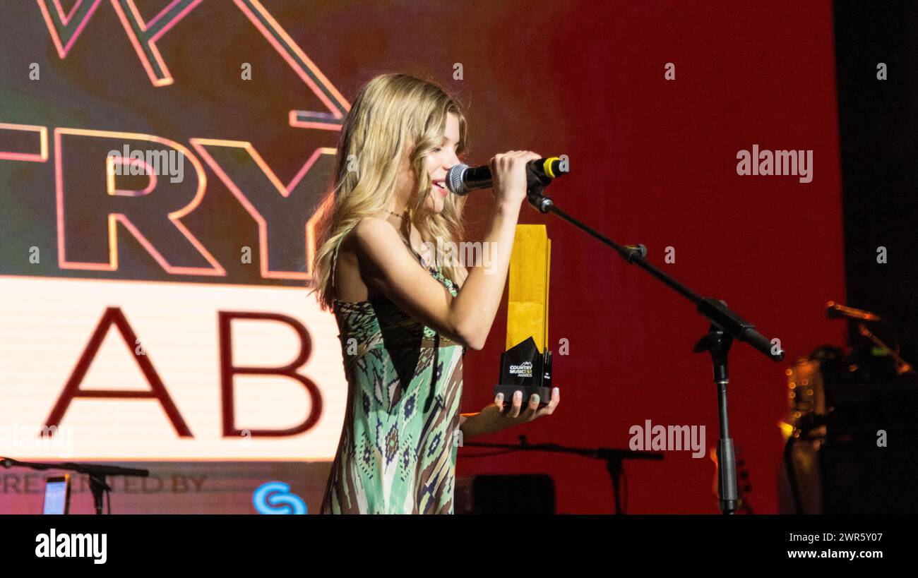 Hailey Isabel receives the Horizon Youth Award at the 13th annual ...