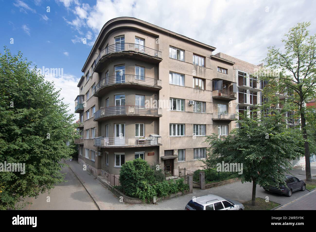 Tenement house at shevchenko st 43 hi-res stock photography and images ...