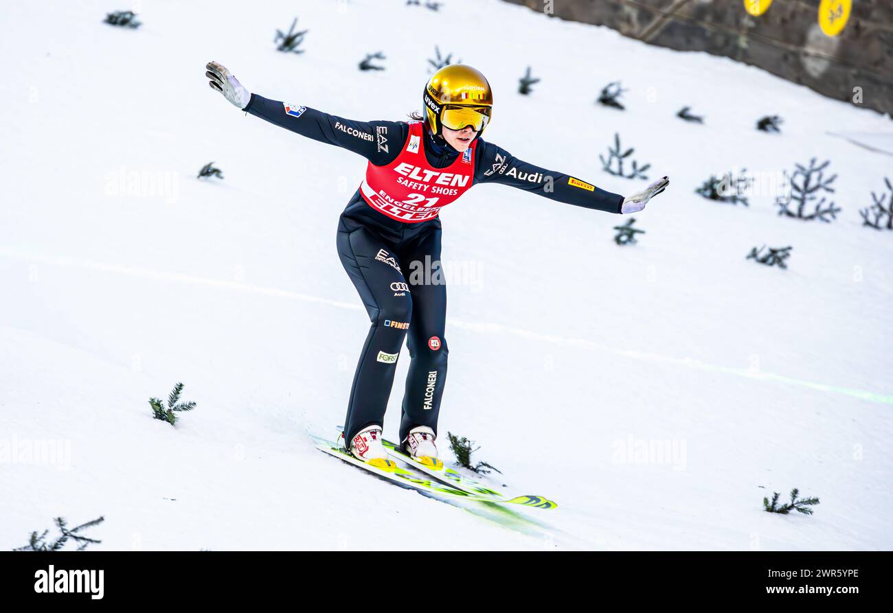 Viessmann Skispringen Weltcup Engelberg, Frauen: Die italienische ... Viessmann Skispringen Weltcup Engelberg, Frauen: Die italienische ...