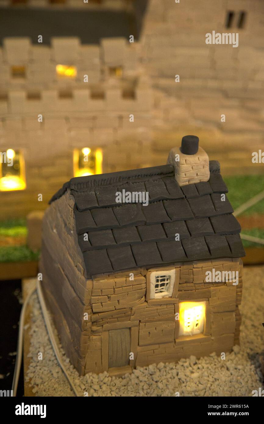 07/12/16 Thimble Hall. Smallest detached house in England (?). In this ...