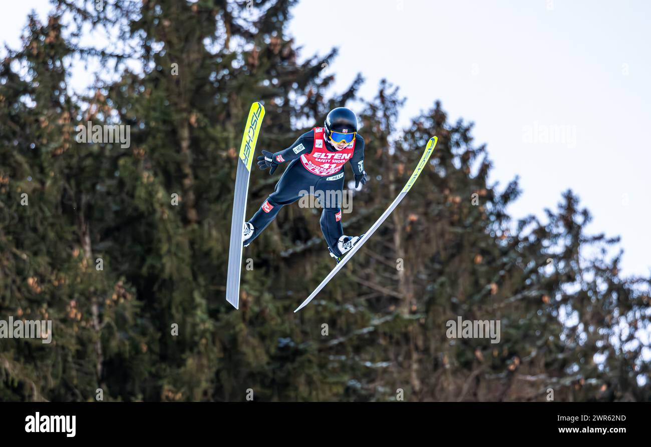 Viessmann Skispringen Weltcup Engelberg, Frauen: Die norwegische ...