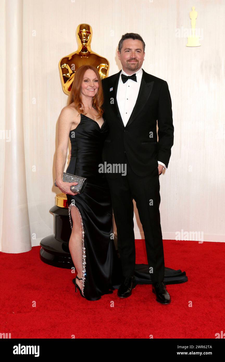 Nick Bruno mit Begleitung bei der Oscar Verleihung 2024 / 96th Annual Academy Awards im Dolby ...