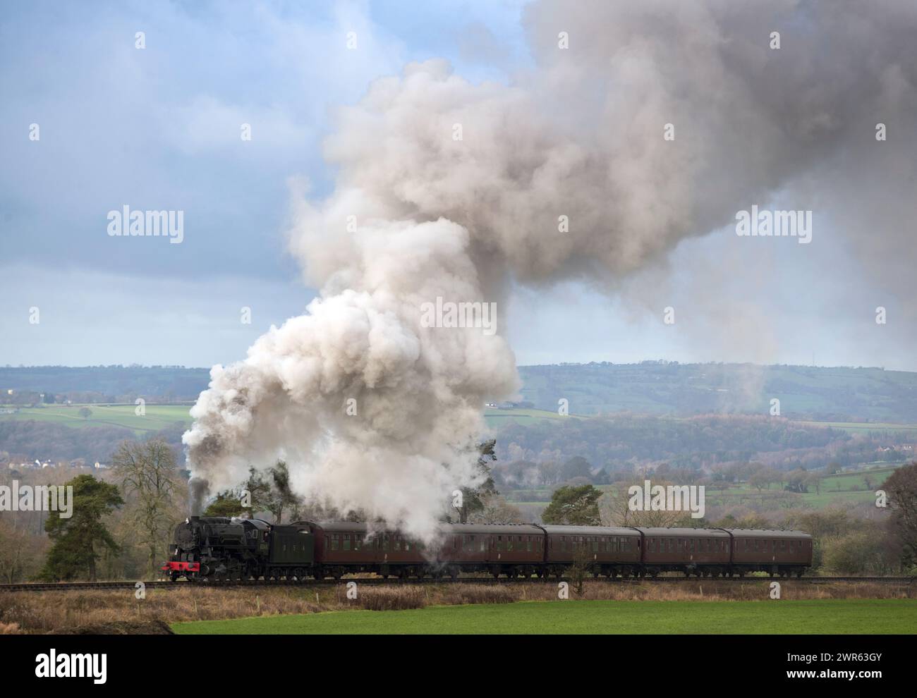 Incline press hi-res stock photography and images - Alamy