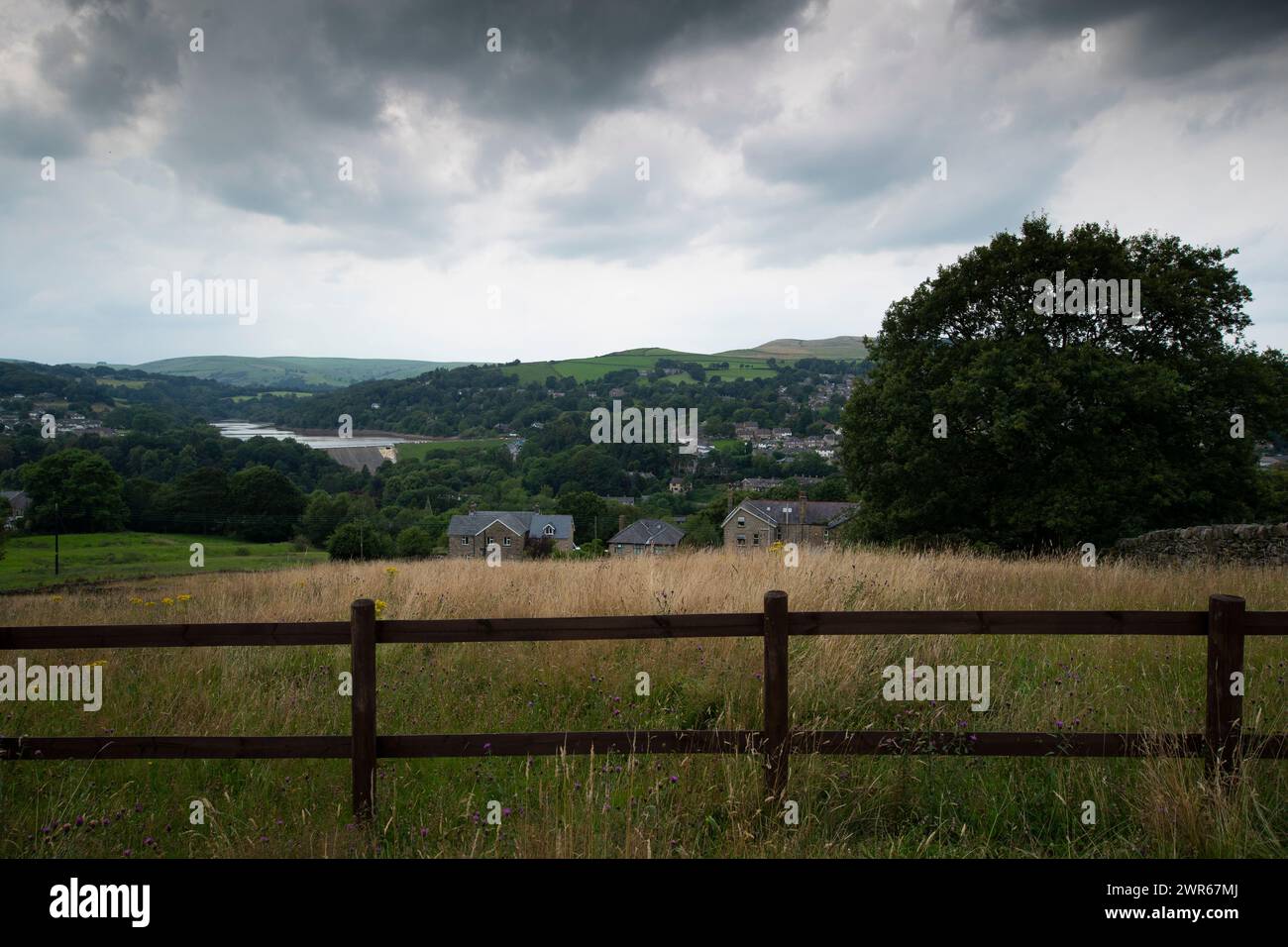 04/08/19 Commissioned photo FAO Arnel Hecimovic Rain clouds gather over ...