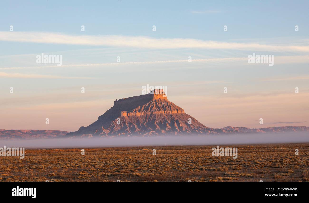 Dawn light on mesas at Factory Butte area, Wayne County, Utah Stock ...