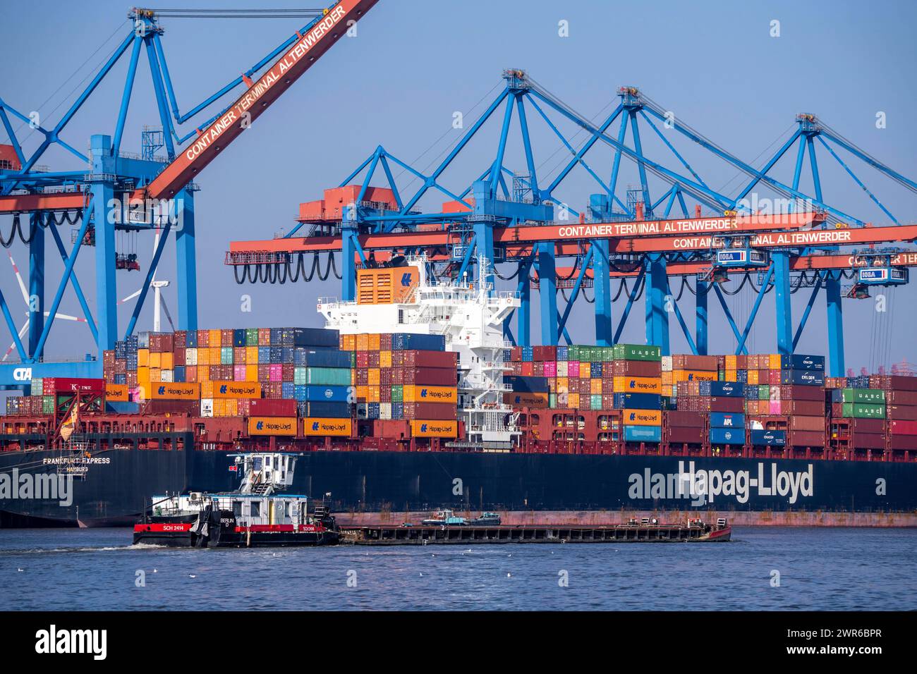 Container-Terminal-Altenwerder, Hapag-Lloyd Containerschiff Frankfurt ...