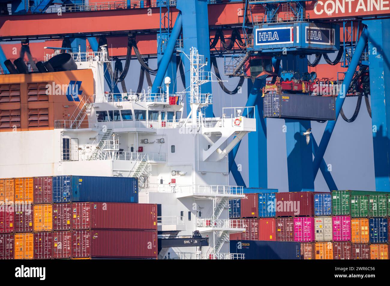 Container-Terminal-Altenwerder, Hapag-Lloyd Containerschiff Frankfurt ...