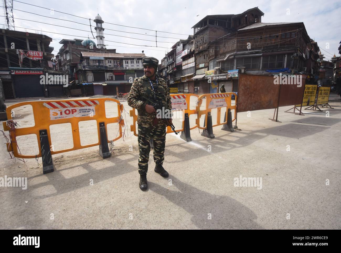 Srinagar, Jammu And Kashmir, India. 7th Mar, 2024. Indian paramilitary ...
