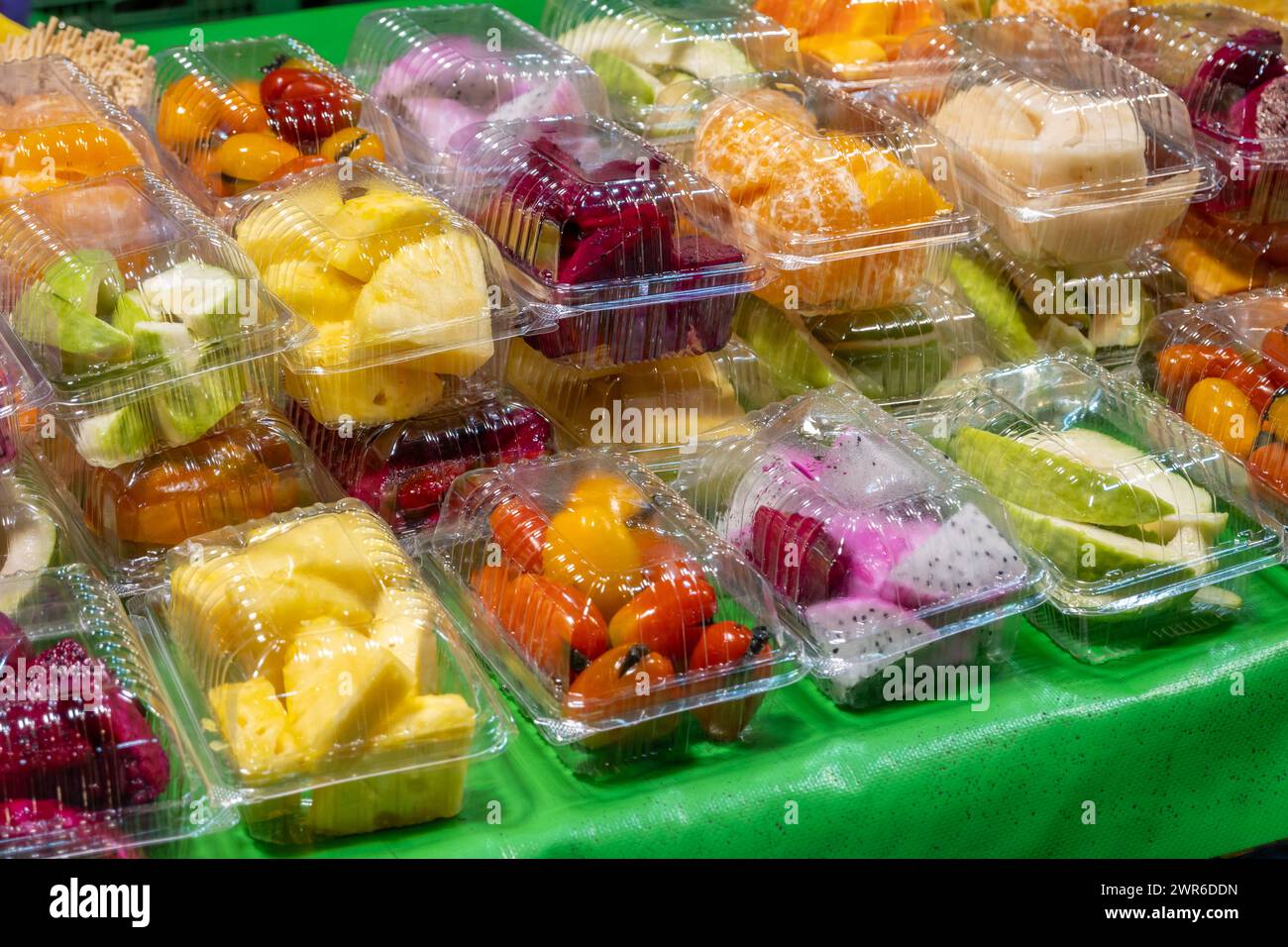 Boxes of tropical fruit in Tainan, Taiwan Stock Photo - Alamy
