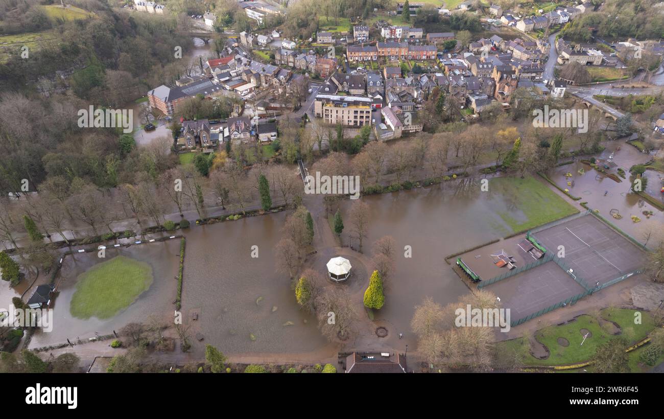 21/02/22 Hall Leys Park, Matlock. Towns along the Derwent Valley ...
