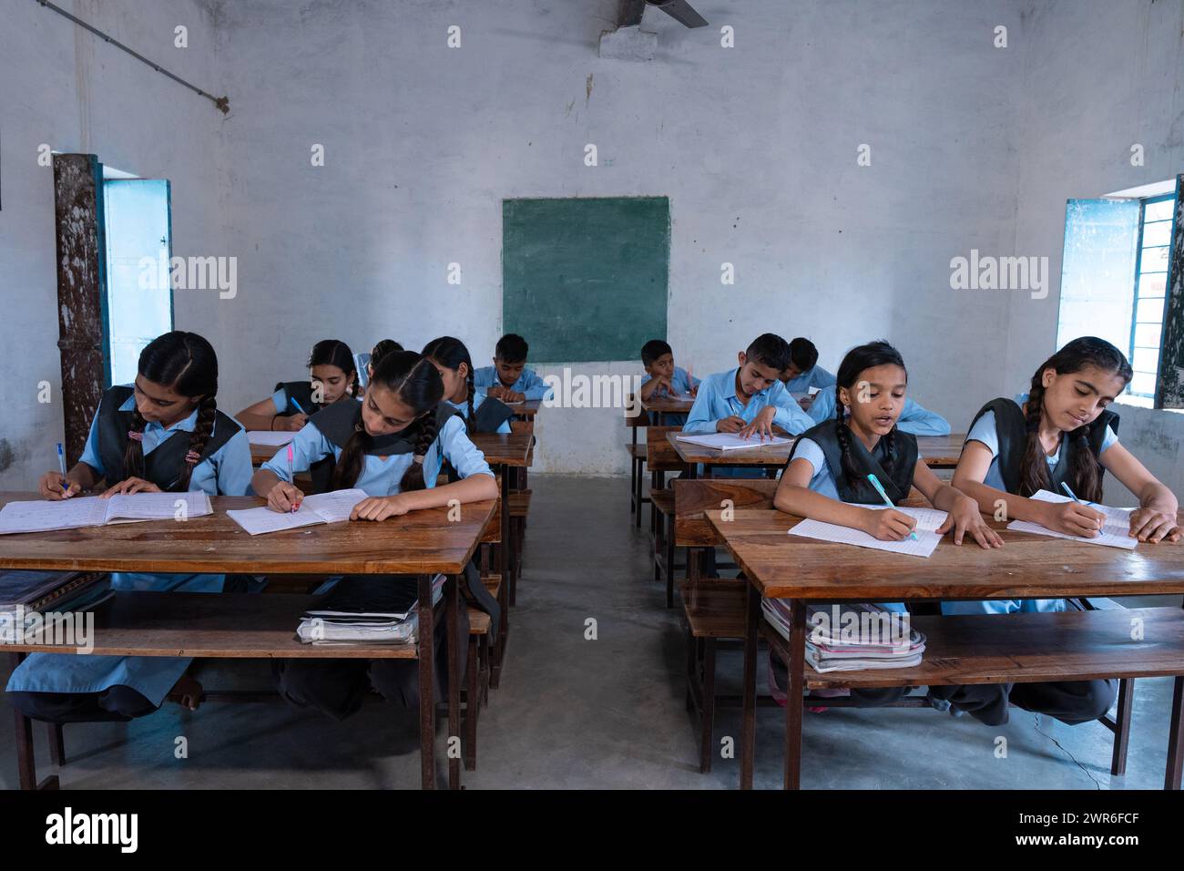 Indian school girls with teacher hi-res stock photography and images ...