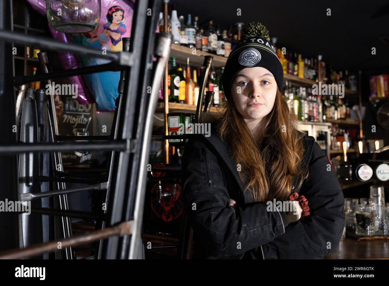 21/02/22 Commissioned photo for Janet Tomlinson Bar Manager, Julia ...