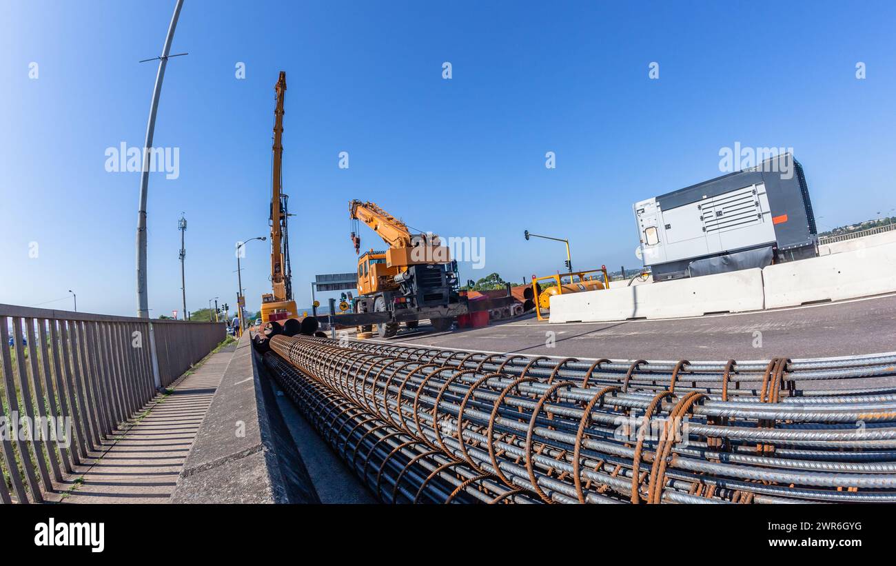 Construction Vertical Drilling Pylon Machine with Steel foundation cage ...