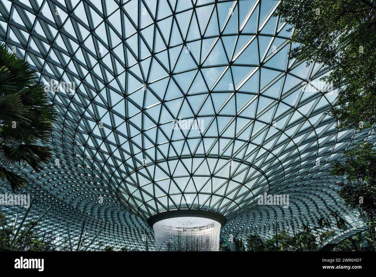 The Rain Vortex, indoor waterfall, Jewel Changi airport, Singapore ...