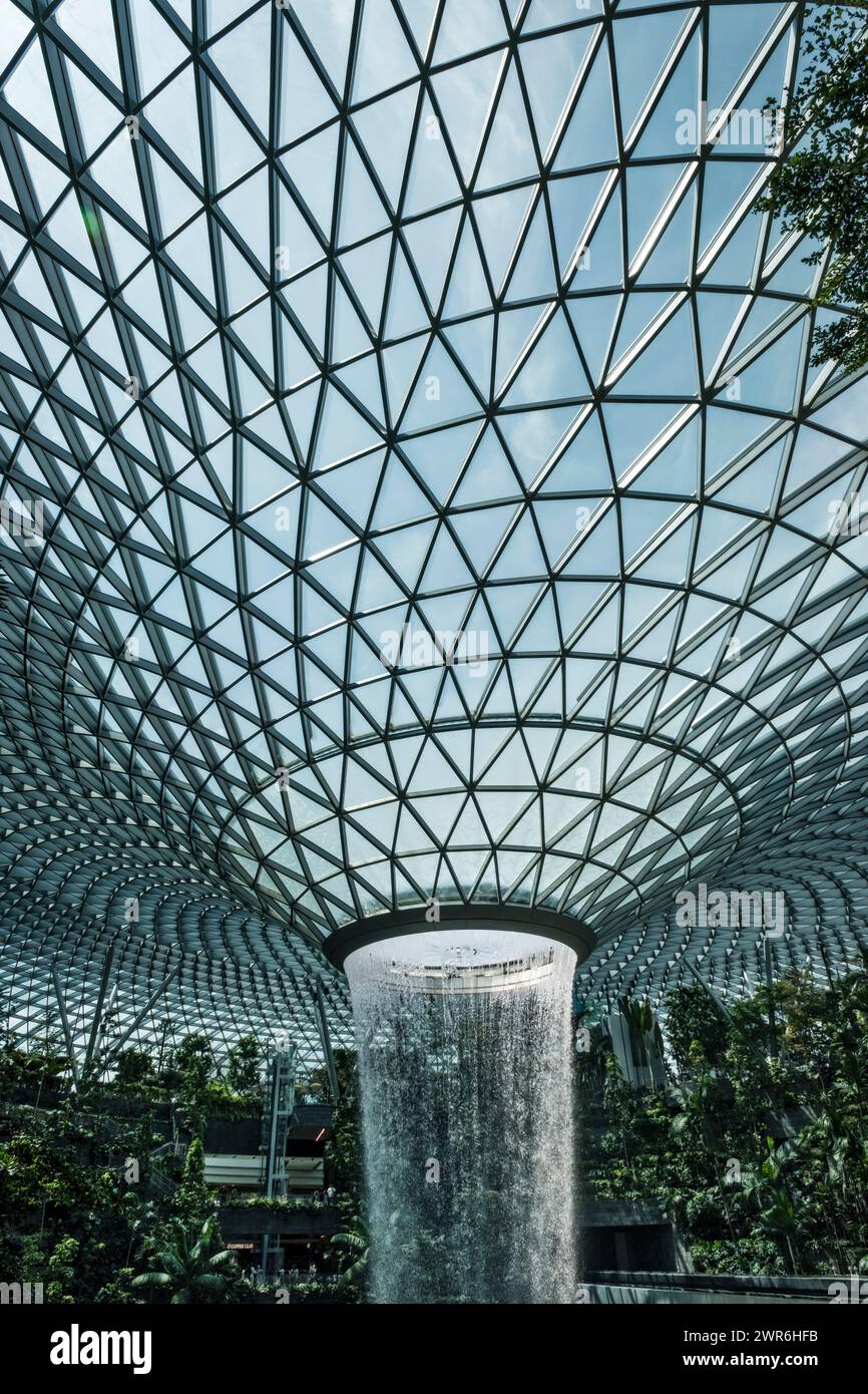 The Rain Vortex, indoor waterfall, Jewel Changi airport, Singapore ...