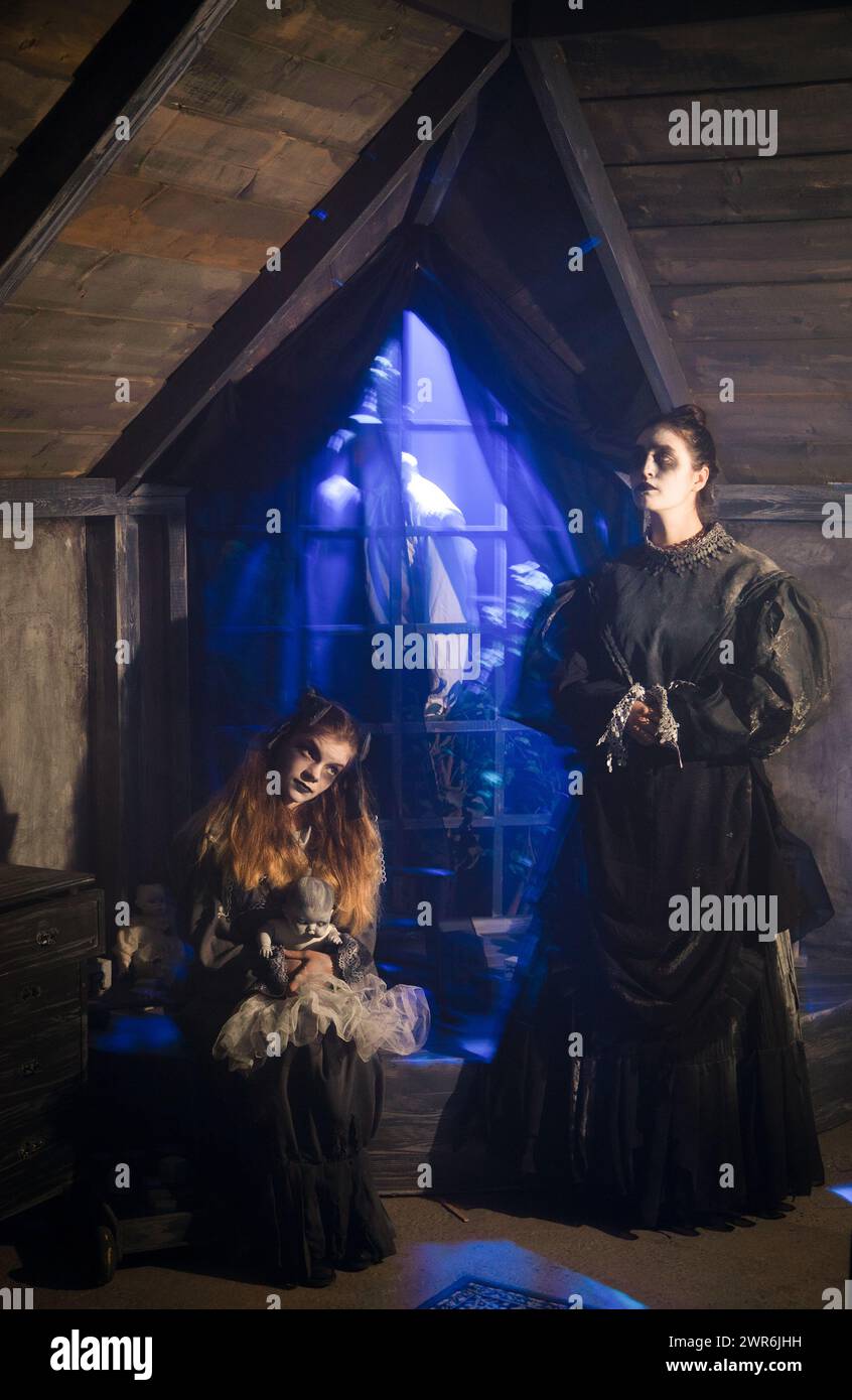 Scarefest alton towers hi-res stock photography and images - Alamy