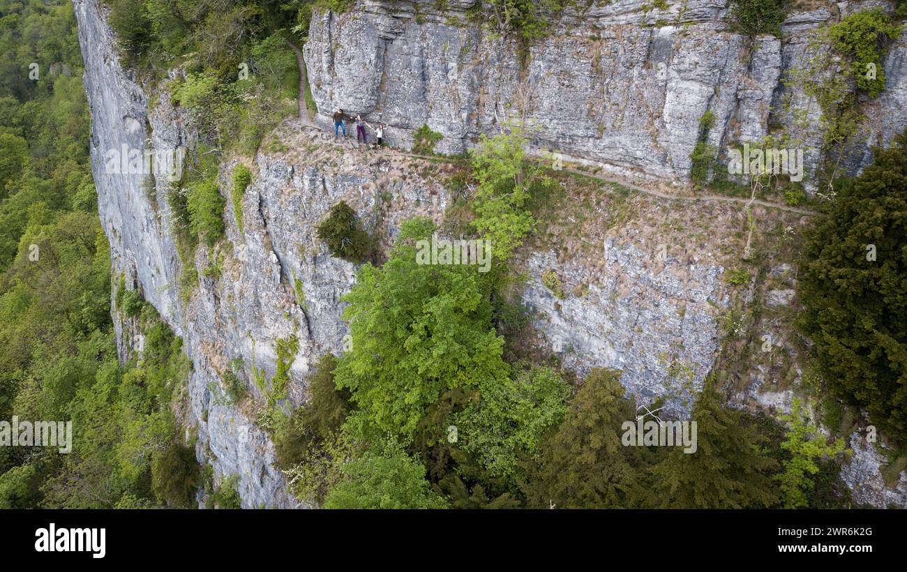 19/05/19 ***With video*** Where eagles dare - a family brave a walk ...