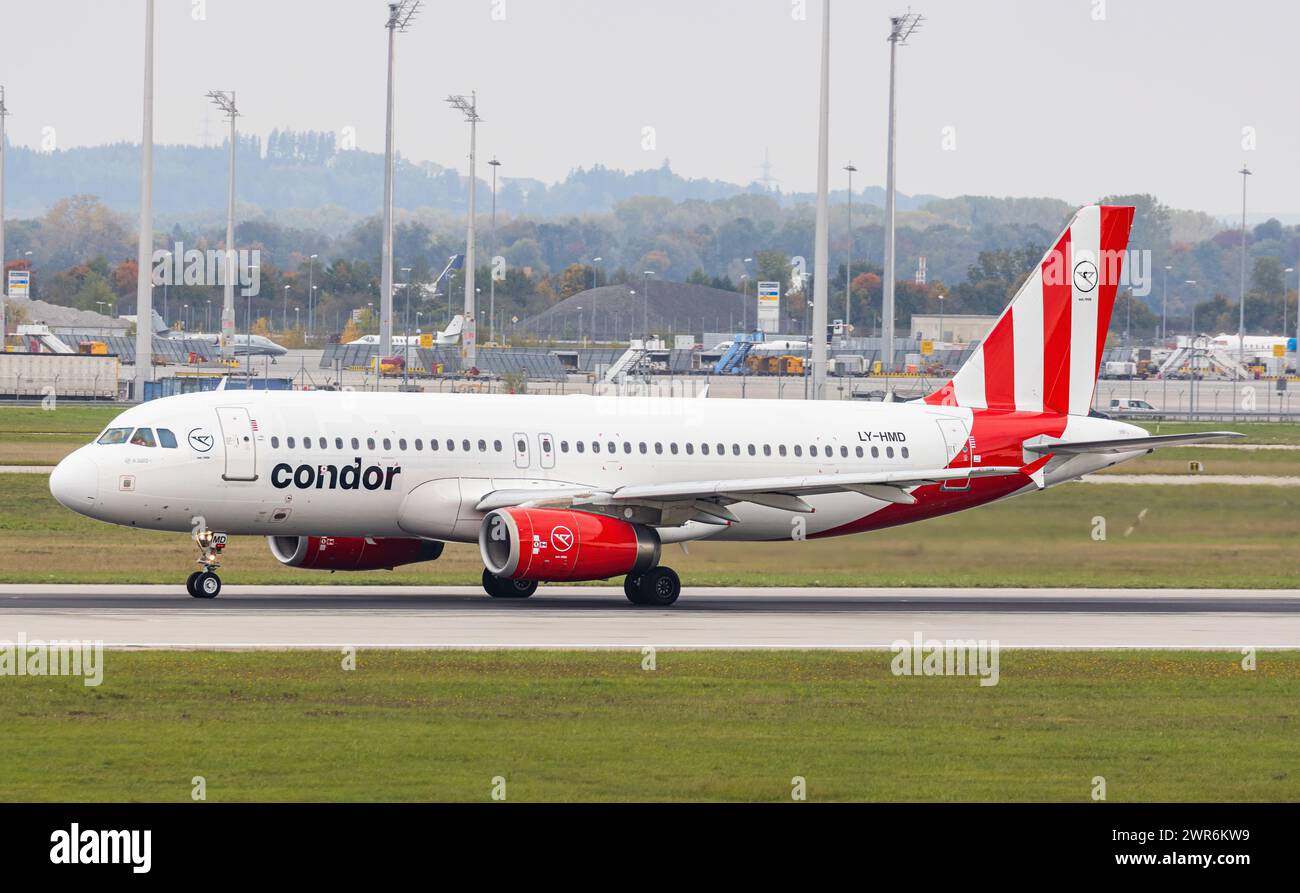 Ly hmd hi-res stock photography and images - Alamy