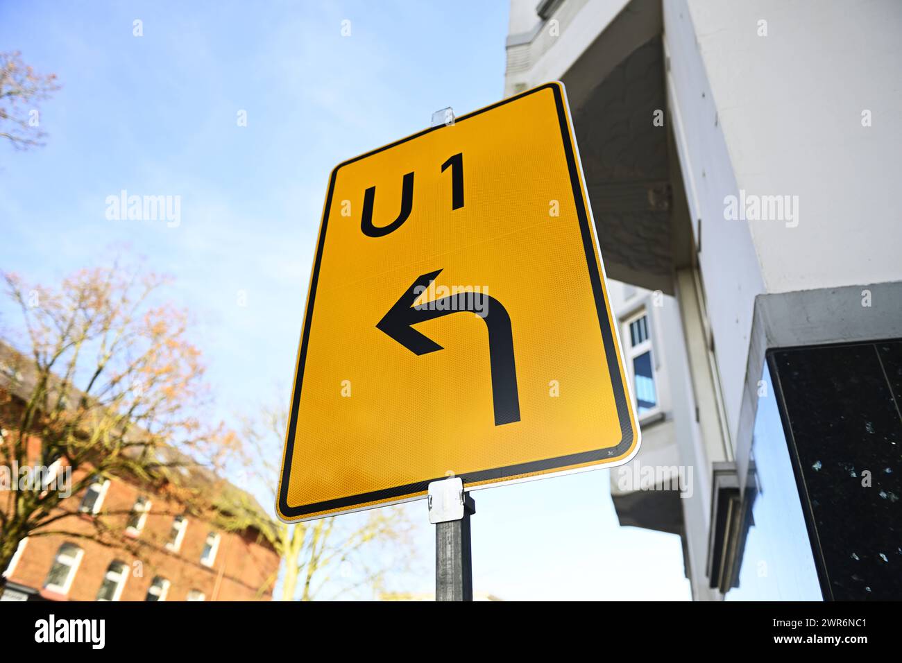 Schild Umleitung *** Detour sign Stock Photo - Alamy