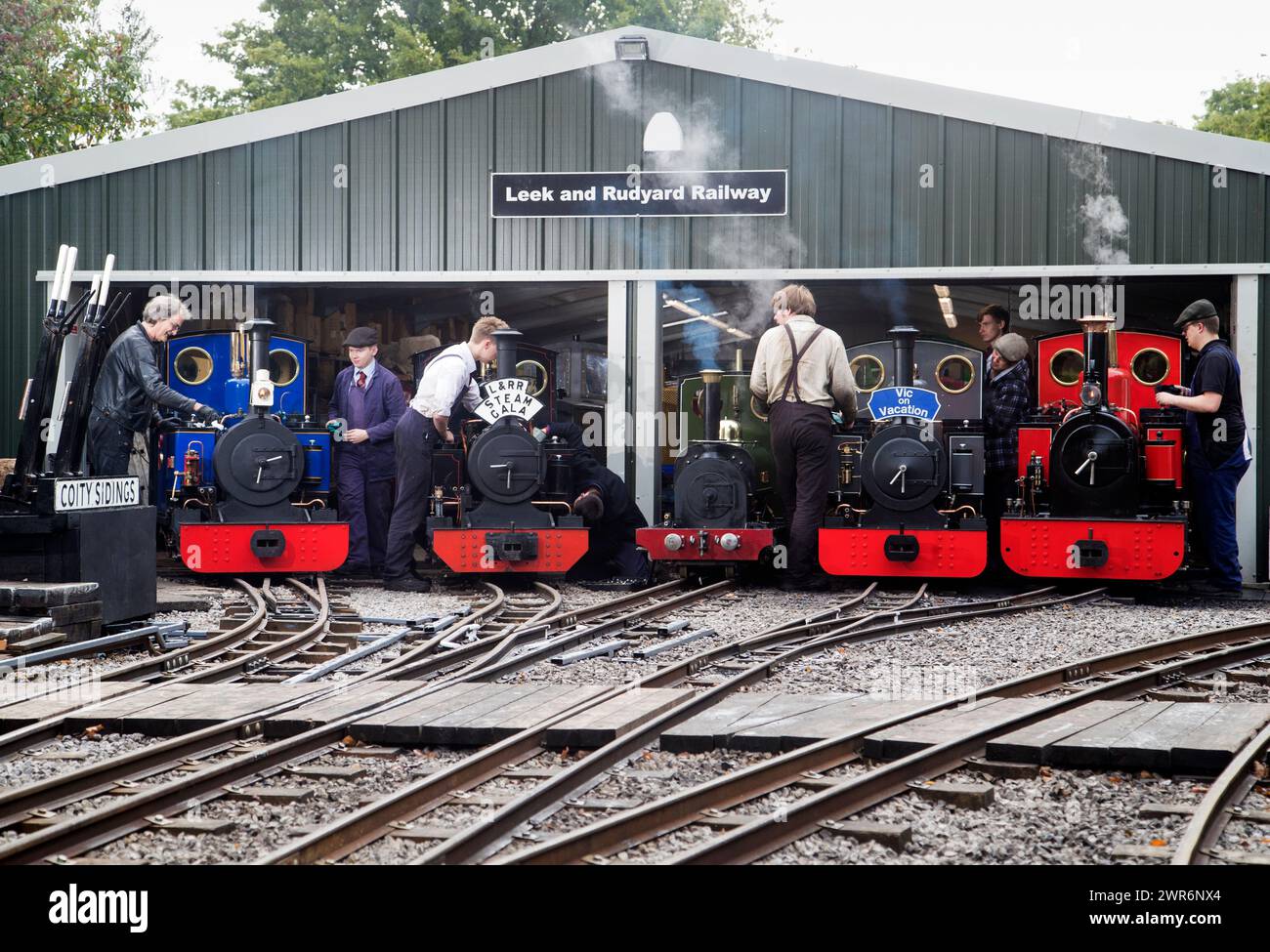 15/09/18 Minature steam engines gather for this weekend's Rudyard Lake ...