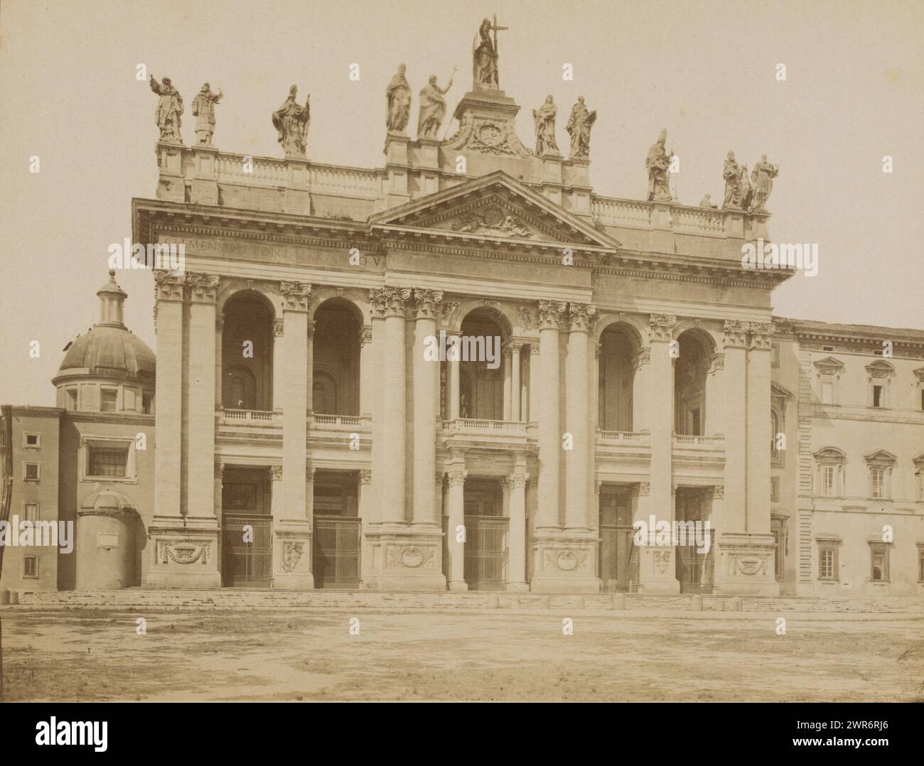 Facciata di s giovanni hi-res stock photography and images - Alamy