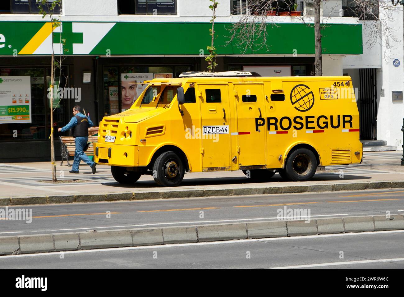 Armoured van hi-res stock photography and images - Alamy