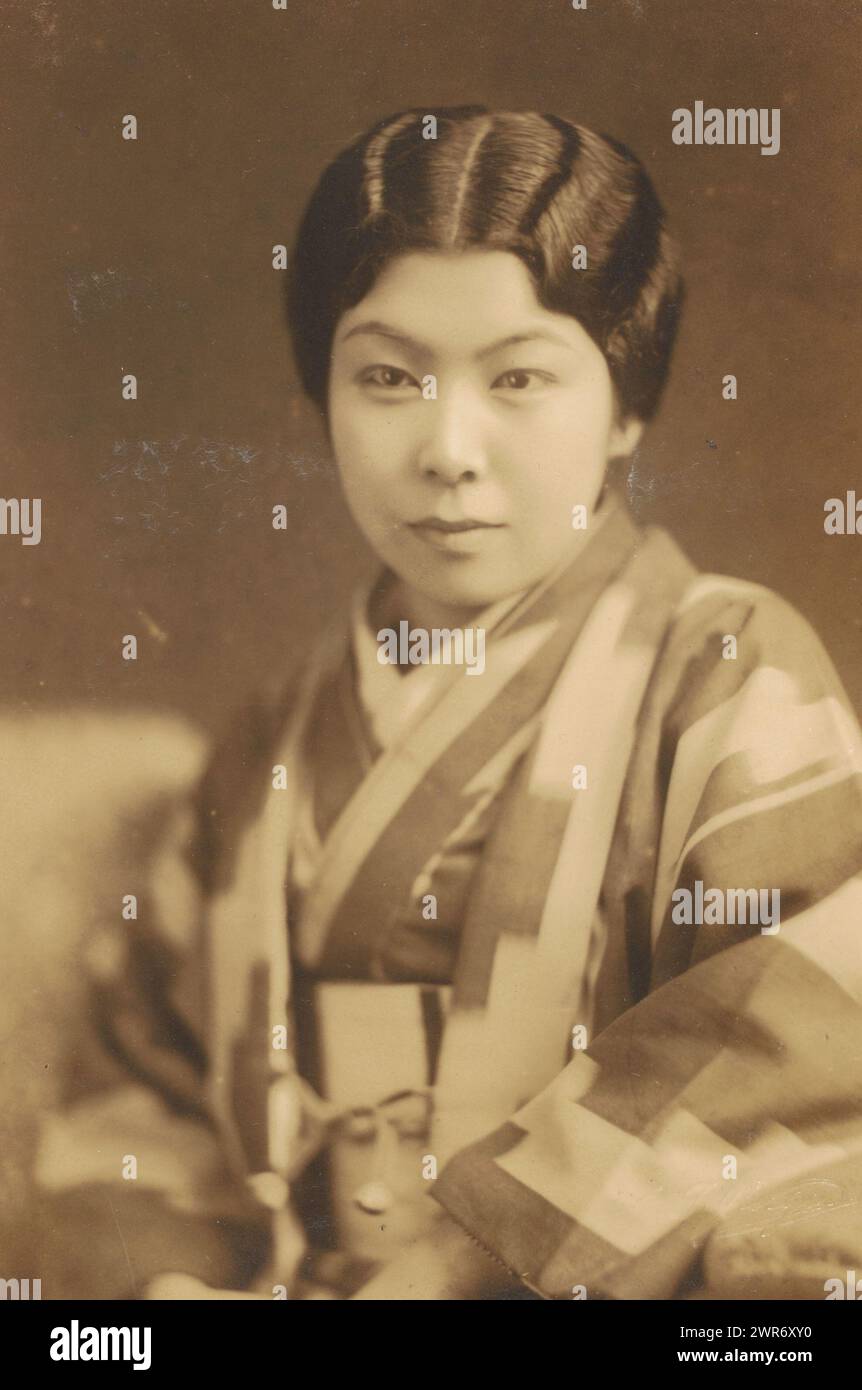 89 mm height hi-res stock photography and images - Alamy