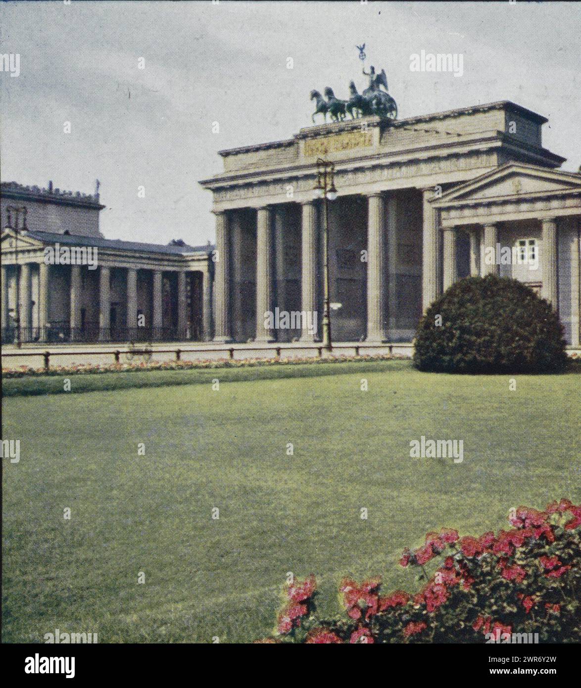 Brandenburg Gate in Berlin, Brandenburg Gate. / Porte de Brandenburg ...