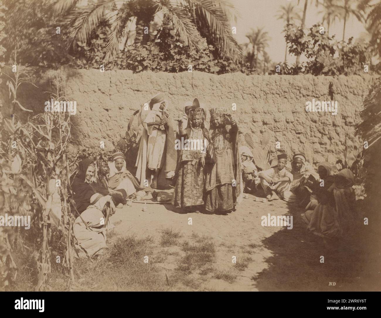 Types algeriens hi-res stock photography and images - Alamy