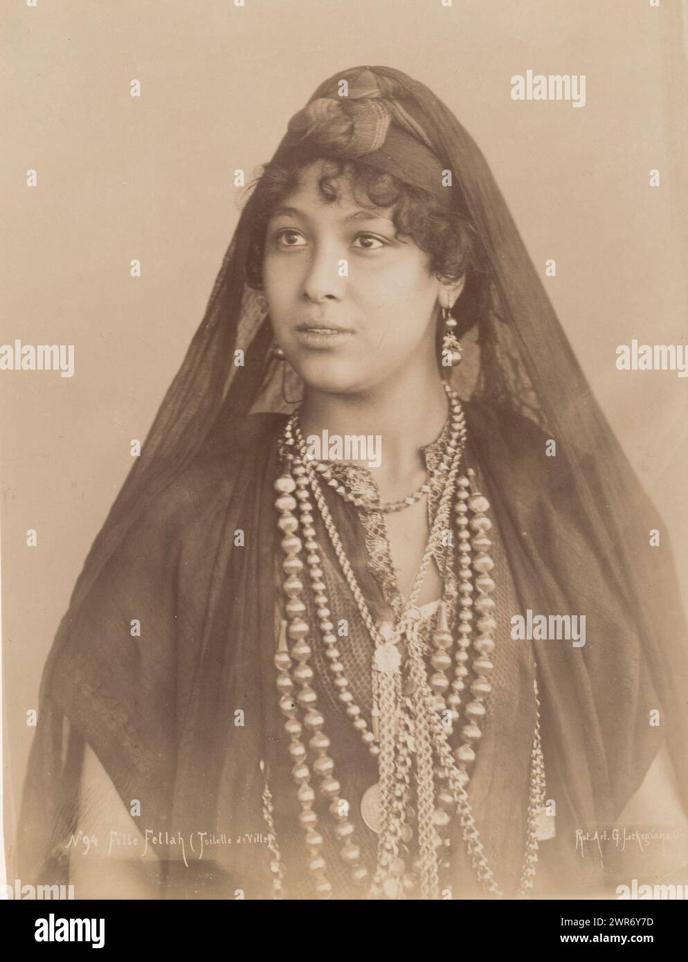 Fille fellah hi-res stock photography and images - Alamy