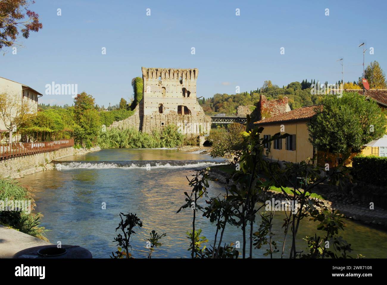 Borghetto sul mincio verona hi-res stock photography and images - Alamy