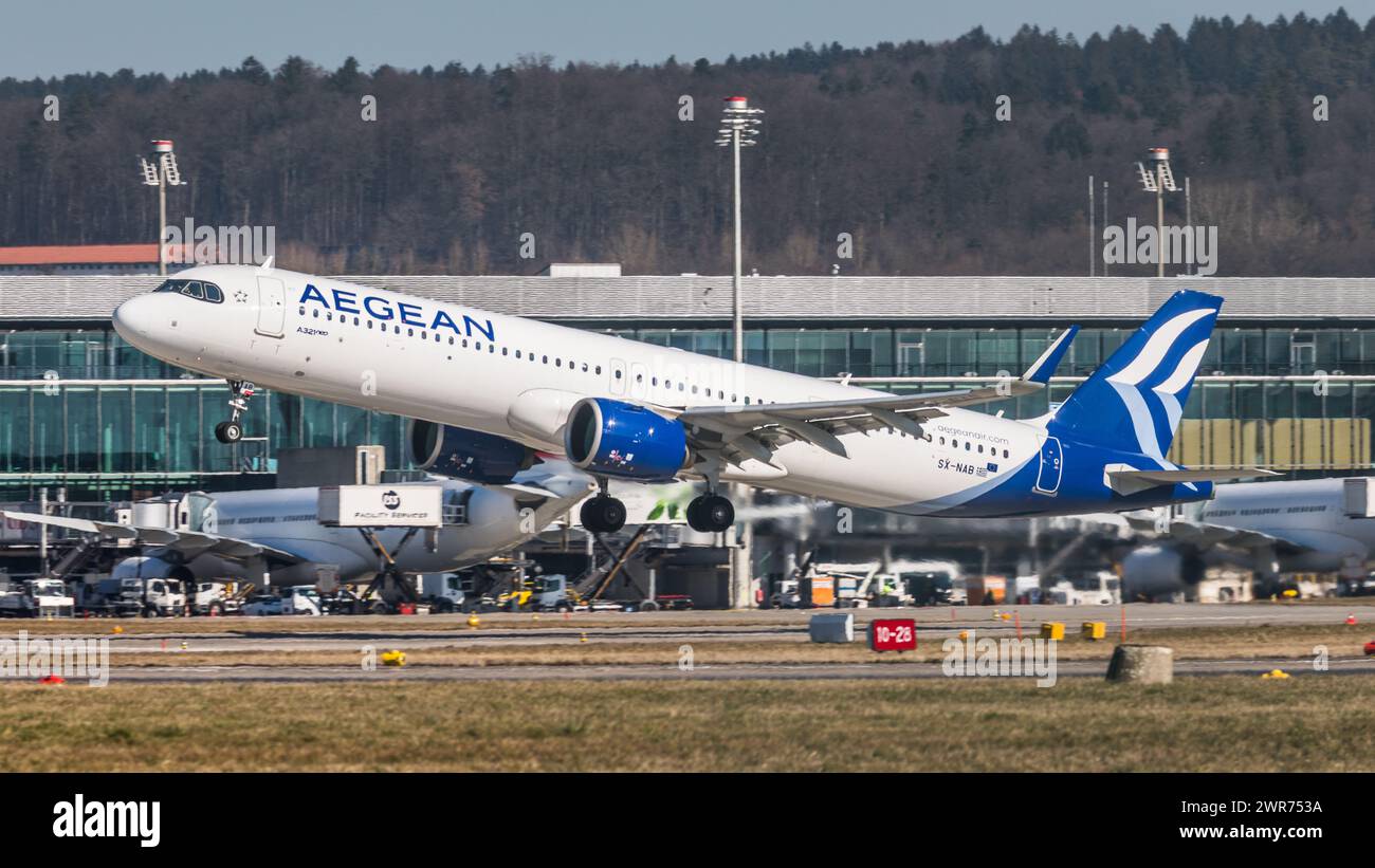 Zürich, Schweiz - 28. Februar 2022: Ein Airbus A321-271NX (Airbus ...