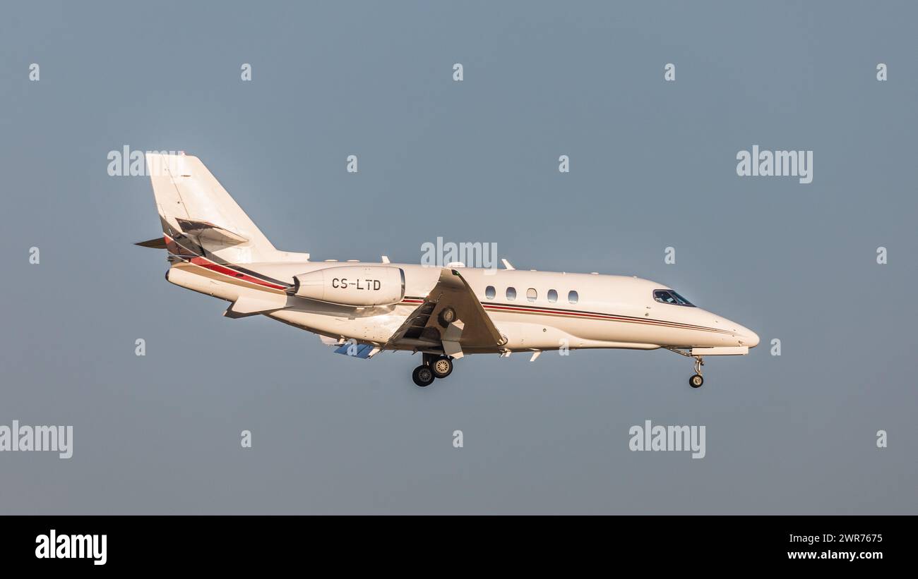 Privatflugunternehmen hi-res stock photography and images - Alamy