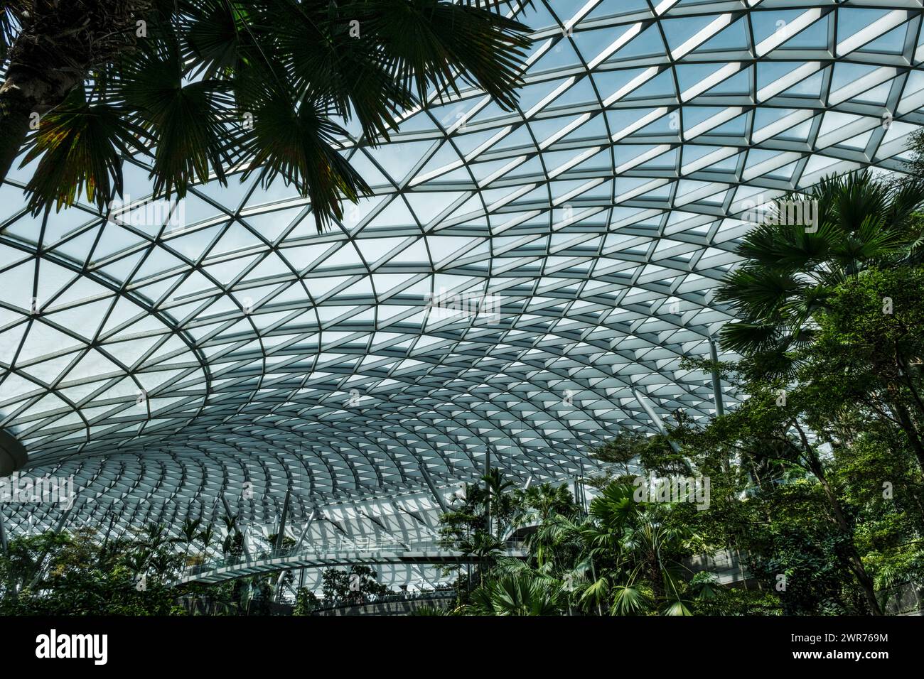 The Rain Vortex, indoor waterfall, Jewel Changi airport, Singapore ...