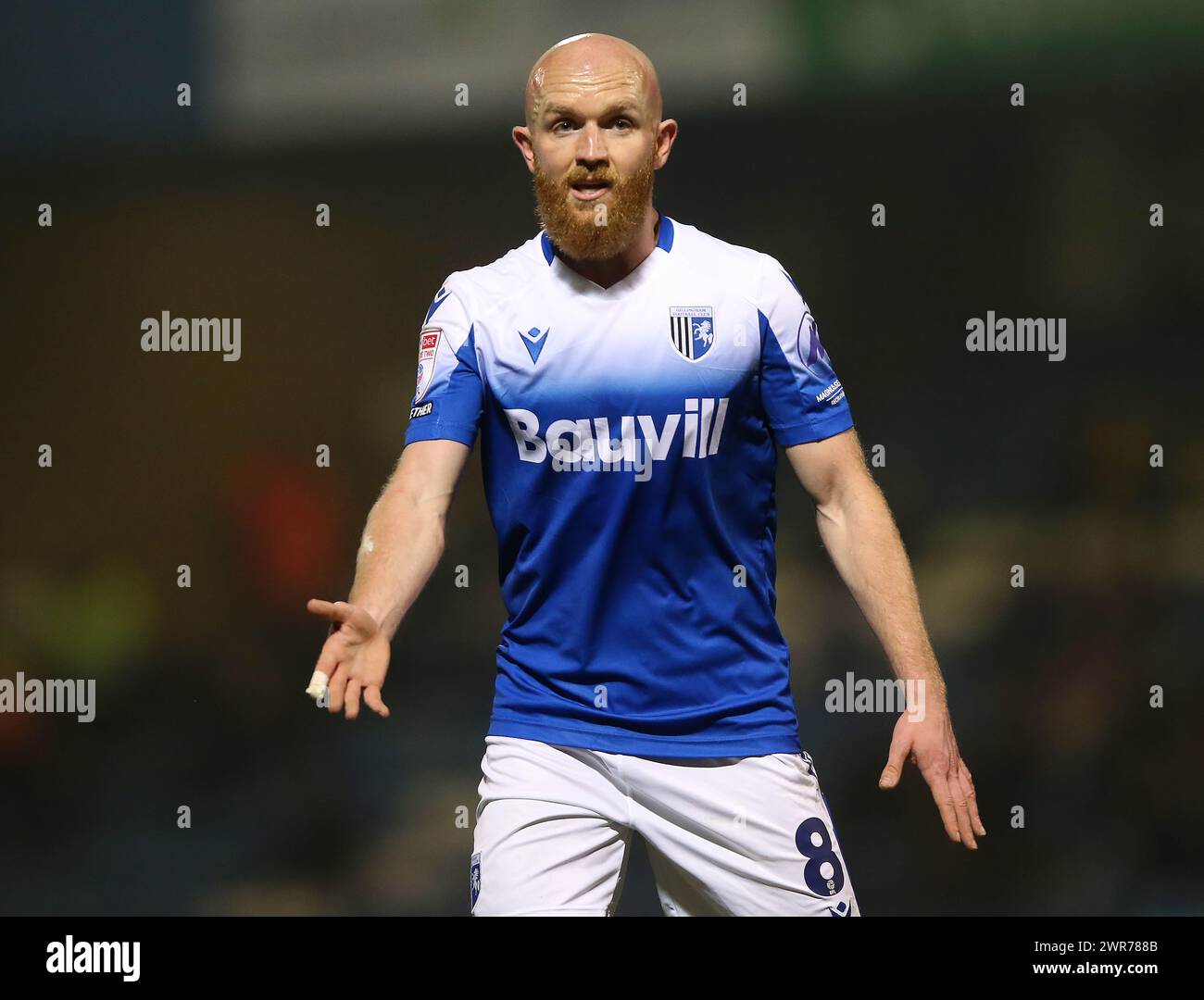 Jonathan williams swindon town hi-res stock photography and images - Alamy