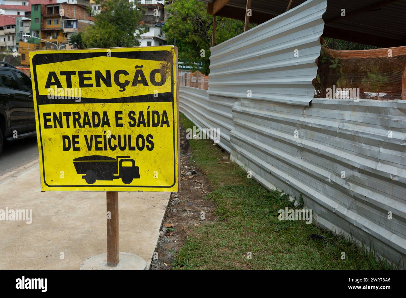 Sign tourist direction indication hi-res stock photography and images ...